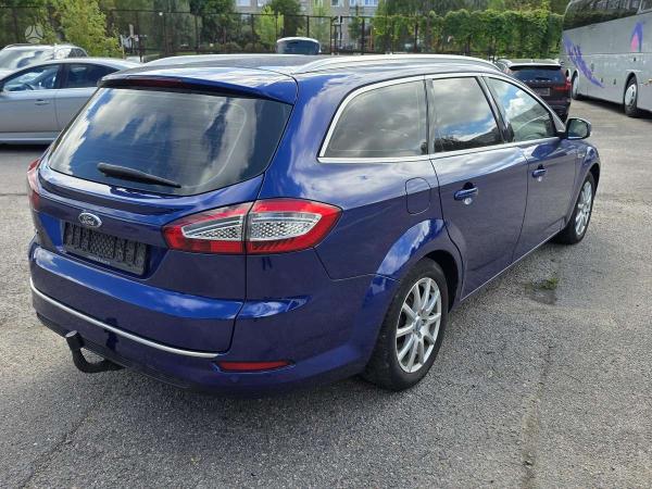 Zils Ford Mondeo 2014 Viļņa, ar dzinēja tilpumu 1.56 L un nobraukumu 233 tūkst. km par 4200 €, foto 6 vietnē AUTOMOTO.COM.LV