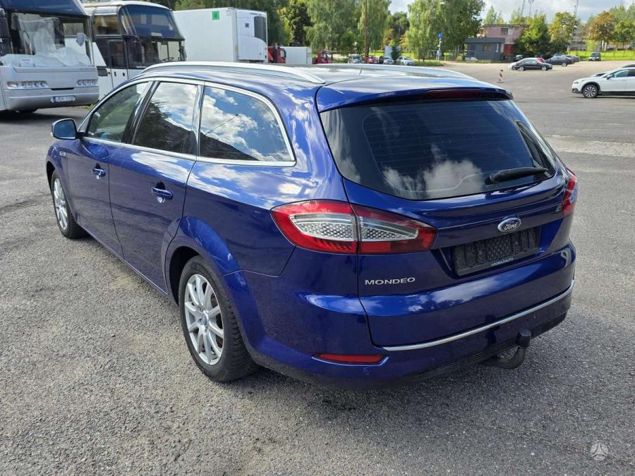 Blue Ford Mondeo 2014 in Vilnius, with an engine capacity of 1.56 L and mileage of 233 thousand km for 4200 €, photo 7 on AUTOMOTO.COM.LV