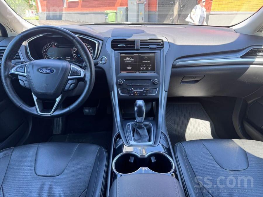 Zils Ford Mondeo 2015 Rīga, ar dzinēja tilpumu 2.00 L un nobraukumu 214 tūkst. km par 6600 €, foto 5 vietnē AUTOMOTO.COM.LV