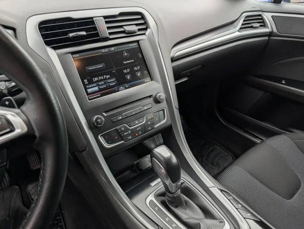 Blue Ford Mondeo 2015 in Jurmala, with an engine capacity of 1.50 L and mileage of 237 thousand km for 7950 €, photo 4 on AUTOMOTO.COM.LV