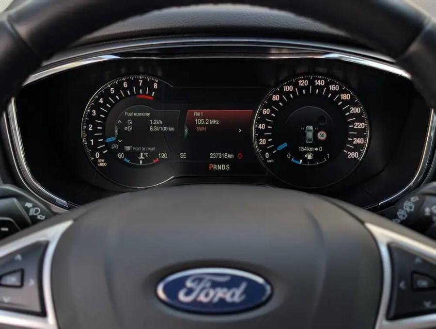 Zils Ford Mondeo 2015 Jūrmala, ar dzinēja tilpumu 1.50 L un nobraukumu 237 tūkst. km par 8650 €, foto 22 vietnē AUTOMOTO.COM.LV