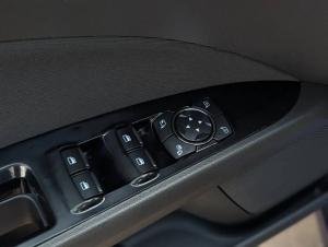 Zils Ford Mondeo 2015 Jūrmala, ar dzinēja tilpumu 1.50 L un nobraukumu 237 tūkst. km par 8650 €, foto 30 vietnē AUTOMOTO.COM.LV