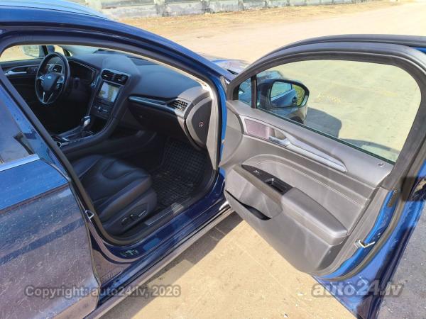 Blue Ford Mondeo 2016 in Tallinn, with an engine capacity of 2.00 L and mileage of 290 thousand km for 6500 €, photo 7 on AUTOMOTO.COM.LV