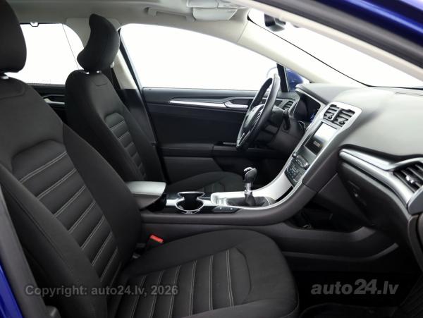 Zils Ford Mondeo 2016 Tallina, ar dzinēja tilpumu 2.00 L un nobraukumu 357 tūkst. km par 4999 €, foto 6 vietnē AUTOMOTO.COM.LV