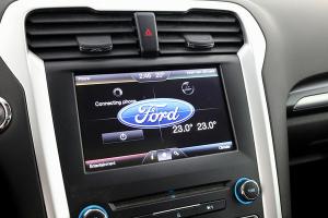 Zils Ford Mondeo 2016 Tallina, ar dzinēja tilpumu 2.00 L un nobraukumu 357 tūkst. km par 4999 €, foto 9 vietnē AUTOMOTO.COM.LV