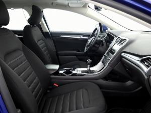 Zils Ford Mondeo 2016 Tallina, ar dzinēja tilpumu 2.00 L un nobraukumu 357 tūkst. km par 4999 €, foto 16 vietnē AUTOMOTO.COM.LV