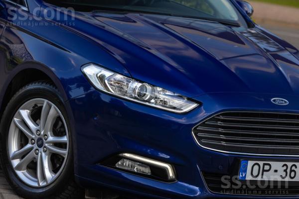 Zils Ford Mondeo 2016 Jelgava, ar dzinēja tilpumu 2.00 L un nobraukumu 234 tūkst. km par 7390 €, foto 3 vietnē AUTOMOTO.COM.LV