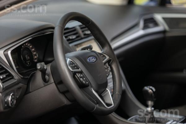 Zils Ford Mondeo 2016 Jelgava, ar dzinēja tilpumu 2.00 L un nobraukumu 234 tūkst. km par 7390 €, foto 8 vietnē AUTOMOTO.COM.LV