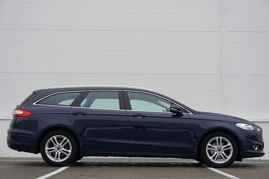 Blue Ford Mondeo 2017 in Riga, with an engine capacity of 2.00 L and mileage of 187 thousand km for 7700 €, photo 11 on AUTOMOTO.COM.LV