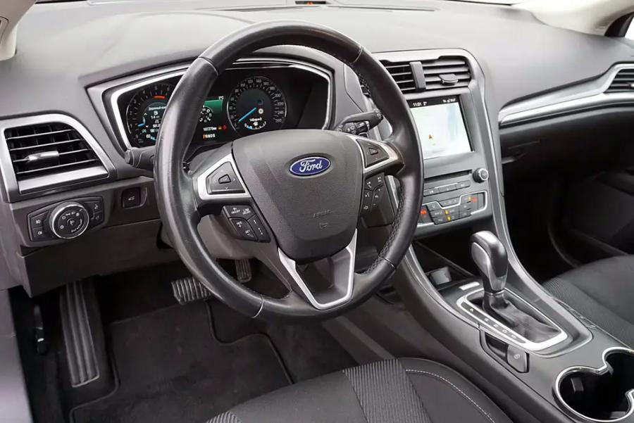 Blue Ford Mondeo 2017 in Riga, with an engine capacity of 2.00 L and mileage of 187 thousand km for 7700 €, photo 17 on AUTOMOTO.COM.LV
