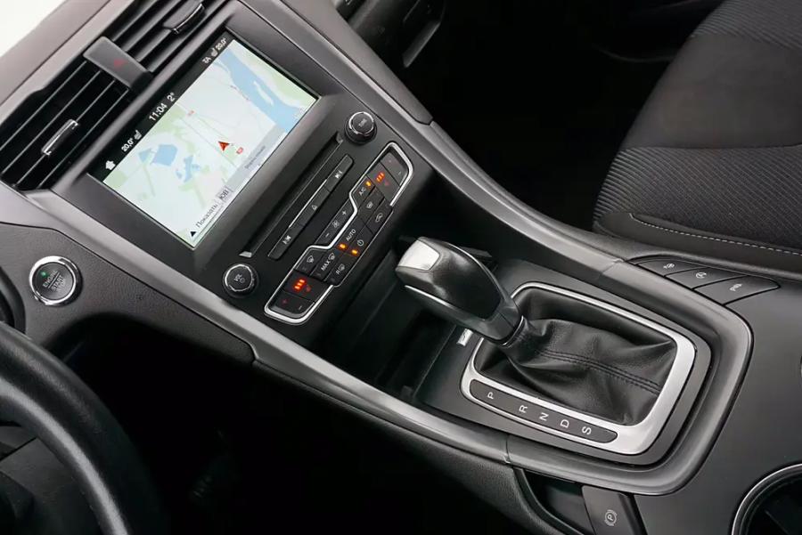 Blue Ford Mondeo 2017 in Riga, with an engine capacity of 2.00 L and mileage of 187 thousand km for 7700 €, photo 23 on AUTOMOTO.COM.LV