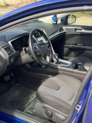 Blue Ford Mondeo 2017 in Vilnius, with an engine capacity of 2.00 L and mileage of 164 thousand km for 7999 €, photo 10 on AUTOMOTO.COM.LV