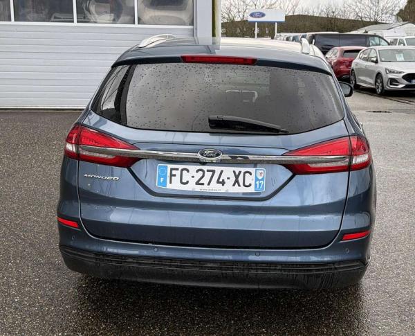Blue Ford Mondeo 2018 in Taurage, with an engine capacity of 2.00 L and mileage of 244 thousand km for 8200 €, photo 2 on AUTOMOTO.COM.LV