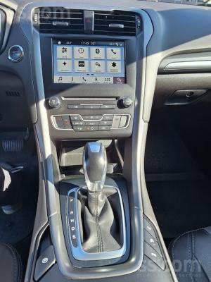 Blue Ford Mondeo 2018 in Riga, with an engine capacity of 2.00 L and mileage of 183 thousand km for 8000 €, photo 9 on AUTOMOTO.COM.LV