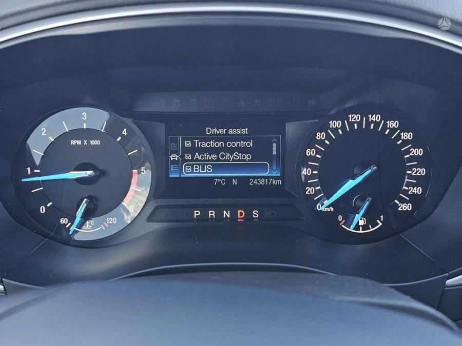 Zils Ford Mondeo 2018 Tauragė, ar dzinēja tilpumu 2.00 L un nobraukumu 243 tūkst. km par 7400 €, foto 17 vietnē AUTOMOTO.COM.LV