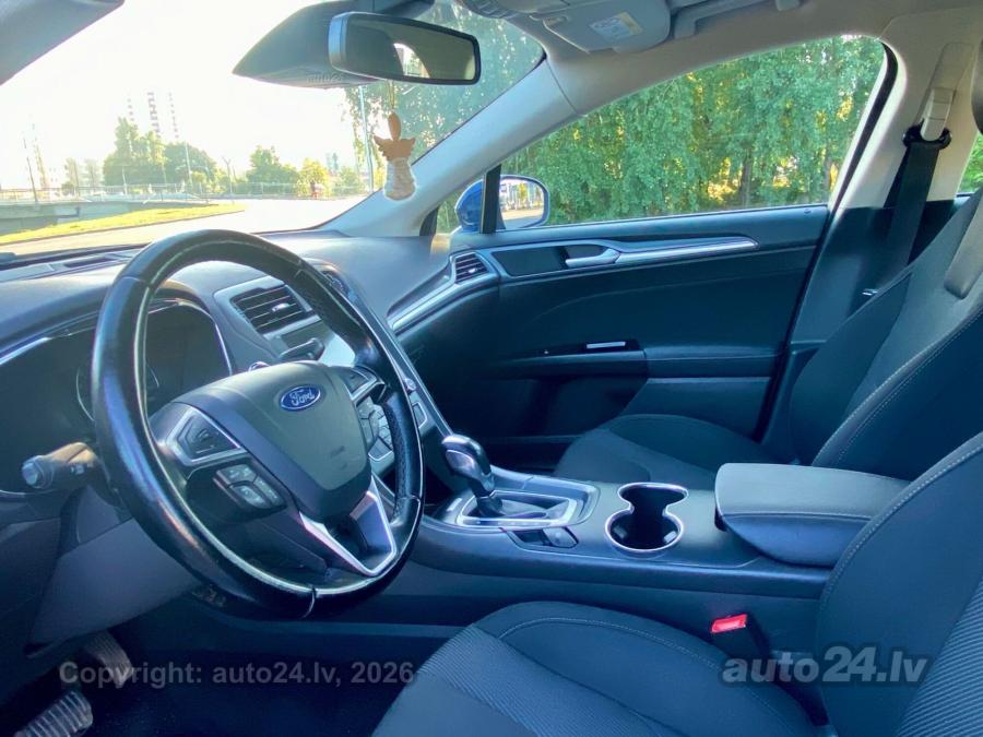 Zils Ford Mondeo 2018 Tallina, ar dzinēja tilpumu 2.00 L un nobraukumu 194 tūkst. km par 9999 €, foto 19 vietnē AUTOMOTO.COM.LV