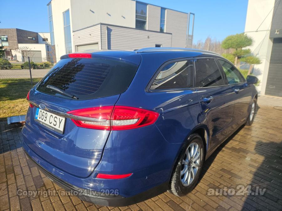 Zils Ford Mondeo 2019 Tartu, ar dzinēja tilpumu 2.00 L un nobraukumu 179 tūkst. km par 11500 €, foto 5 vietnē AUTOMOTO.COM.LV