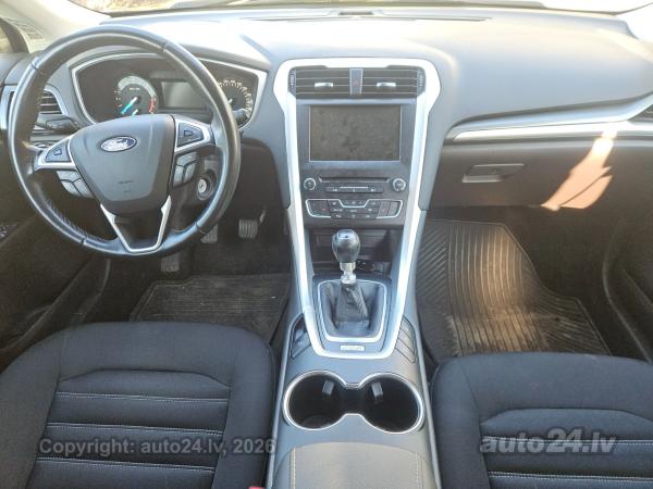 Blue Ford Mondeo 2019 in Tartu, with an engine capacity of 2.00 L and mileage of 179 thousand km for 11500 €, photo 7 on AUTOMOTO.COM.LV