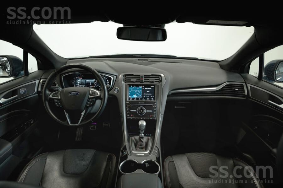 Blue Ford Mondeo 2019 in Riga, with an engine capacity of 1.50 L and mileage of 104 thousand km for 12990 €, photo 8 on AUTOMOTO.COM.LV