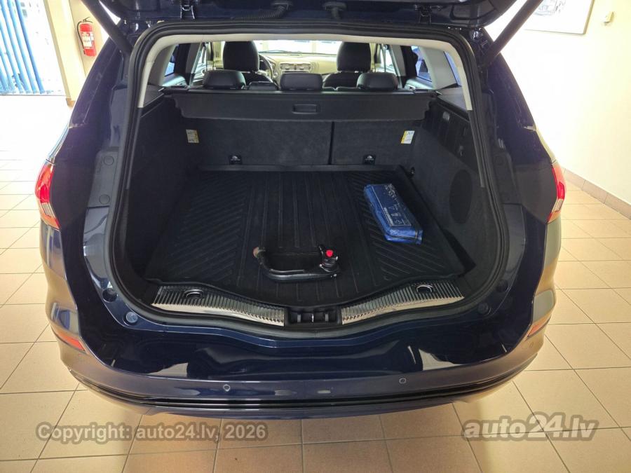 Zils Ford Mondeo 2020 Tartu, ar dzinēja tilpumu 2.00 L un nobraukumu 147 tūkst. km par 14790 €, foto 19 vietnē AUTOMOTO.COM.LV