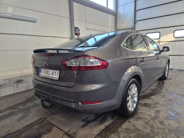 Brown Ford Mondeo 2011 in Raseiniai, with an engine capacity of 1.75 L and mileage of 255 thousand km for 3550 €, photo 3 on AUTOMOTO.COM.LV