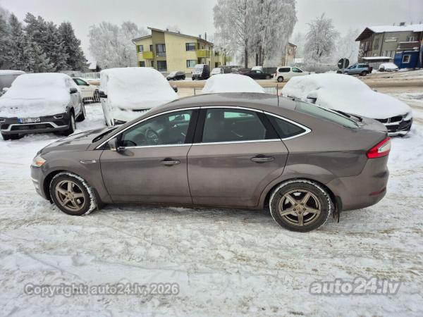 Brown Ford Mondeo 2011 in Tartu, with an engine capacity of 2.00 L and mileage of 156 thousand km for 3790 €, photo 9 on AUTOMOTO.COM.LV
