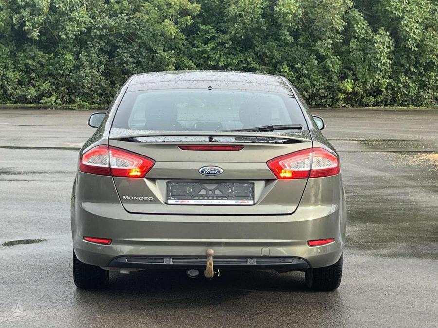 Brown Ford Mondeo 2012 in Radviliskis, with an engine capacity of 2.00 L and mileage of 202 thousand km for 3750 €, photo 4 on AUTOMOTO.COM.LV