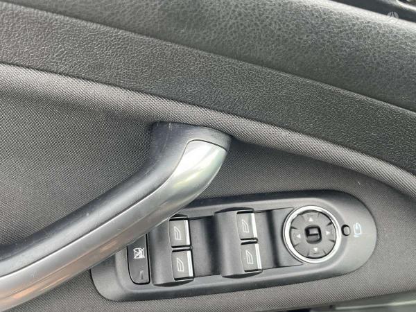 Brūns Ford Mondeo 2012 Radviliškis, ar dzinēja tilpumu 2.00 L un nobraukumu 202 tūkst. km par 3750 €, foto 9 vietnē AUTOMOTO.COM.LV