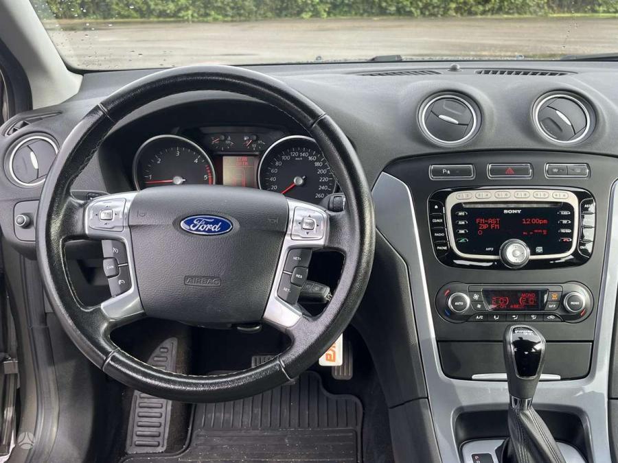 Brown Ford Mondeo 2012 in Radviliskis, with an engine capacity of 2.00 L and mileage of 202 thousand km for 3750 €, photo 14 on AUTOMOTO.COM.LV