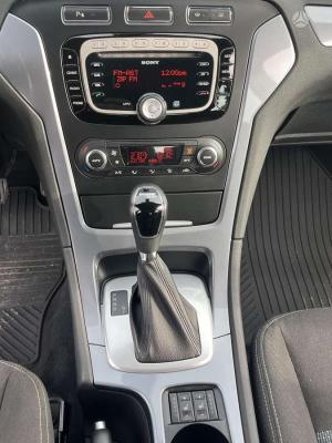 Brown Ford Mondeo 2012 in Radviliskis, with an engine capacity of 2.00 L and mileage of 202 thousand km for 3750 €, photo 15 on AUTOMOTO.COM.LV