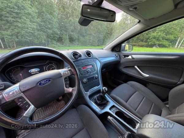 Brown Ford Mondeo 2011 in Viljandi, with an engine capacity of 2.00 L and mileage of 210 thousand km for 2000 €, photo 8 on AUTOMOTO.COM.LV