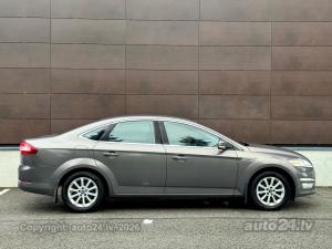 Brown Ford Mondeo 2011 in Tallinn, with an engine capacity of 2.00 L and mileage of 210 thousand km for 3200 €, photo 5 on AUTOMOTO.COM.LV