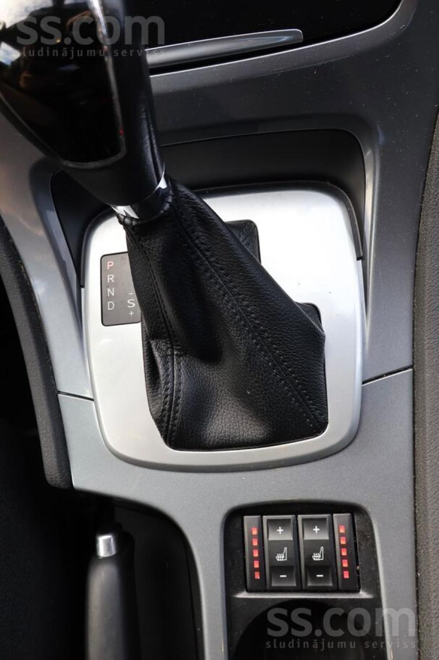 Brūns Ford Mondeo 2012 Rīga, ar dzinēja tilpumu 2.00 L un nobraukumu 231 tūkst. km par 4700 €, foto 4 vietnē AUTOMOTO.COM.LV