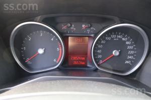 Brūns Ford Mondeo 2012 Rīga, ar dzinēja tilpumu 2.00 L un nobraukumu 231 tūkst. km par 4700 €, foto 8 vietnē AUTOMOTO.COM.LV