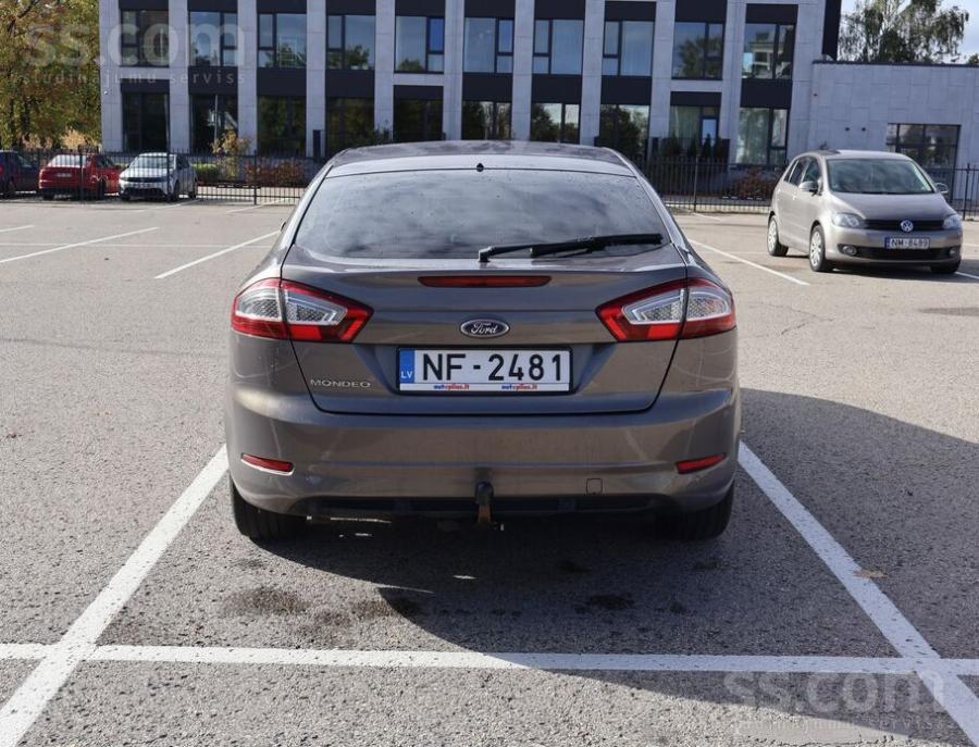 Brūns Ford Mondeo 2012 Rīga, ar dzinēja tilpumu 2.00 L un nobraukumu 231 tūkst. km par 4700 €, foto 15 vietnē AUTOMOTO.COM.LV