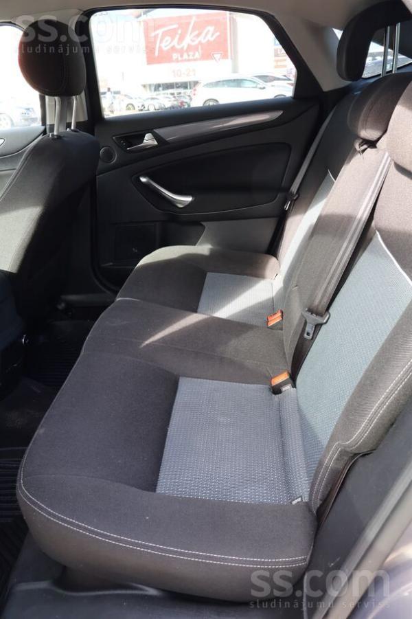 Brūns Ford Mondeo 2012 Rīga, ar dzinēja tilpumu 2.00 L un nobraukumu 231 tūkst. km par 3900 €, foto 5 vietnē AUTOMOTO.COM.LV