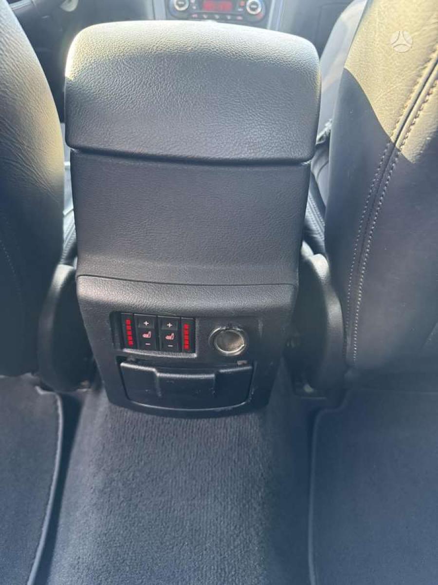 Brūns Ford Mondeo 2013 Viļņa, ar dzinēja tilpumu 2.00 L un nobraukumu 270 tūkst. km par 2590 €, foto 5 vietnē AUTOMOTO.COM.LV