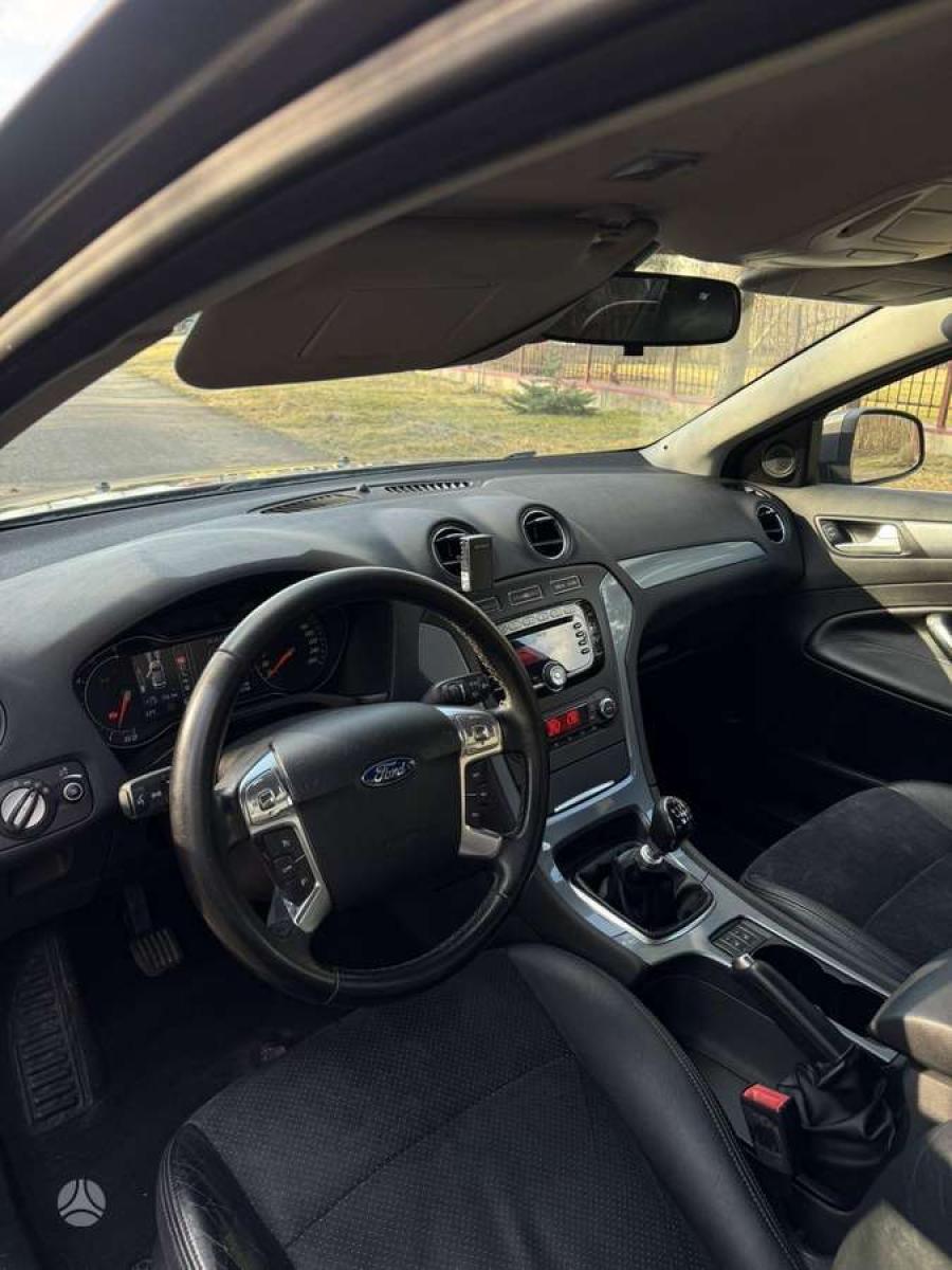 Brūns Ford Mondeo 2013 Viļņa, ar dzinēja tilpumu 2.00 L un nobraukumu 270 tūkst. km par 2590 €, foto 8 vietnē AUTOMOTO.COM.LV