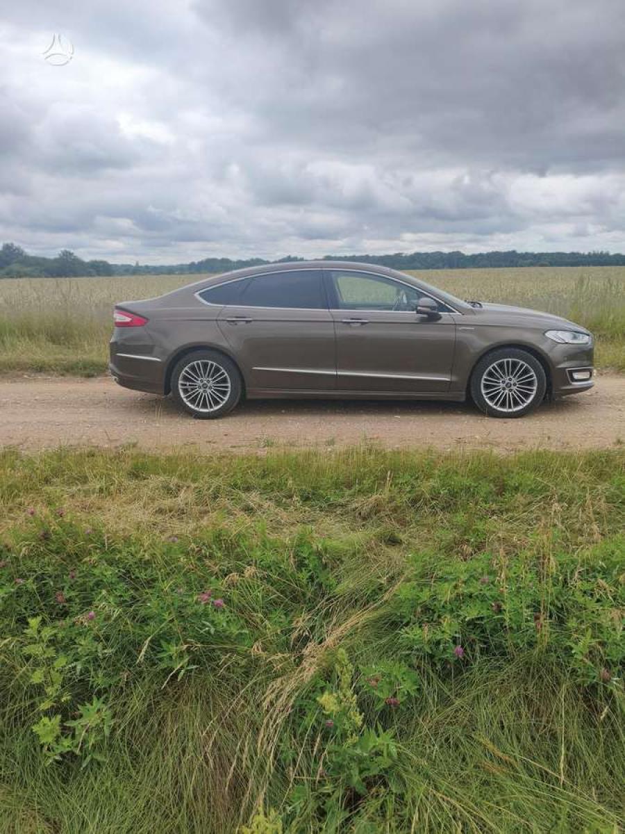 Brūns Ford Mondeo 2017 Viļņa, ar dzinēja tilpumu 2.00 L un nobraukumu 214 tūkst. km par 7200 €, foto 4 vietnē AUTOMOTO.COM.LV