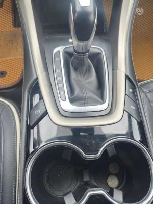 Brūns Ford Mondeo 2017 Viļņa, ar dzinēja tilpumu 2.00 L un nobraukumu 214 tūkst. km par 7200 €, foto 9 vietnē AUTOMOTO.COM.LV