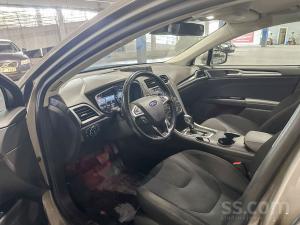 Brown Ford Mondeo 2018 in Riga, with an engine capacity of 1.50 L and mileage of 175 thousand km for 10700 €, photo 6 on AUTOMOTO.COM.LV
