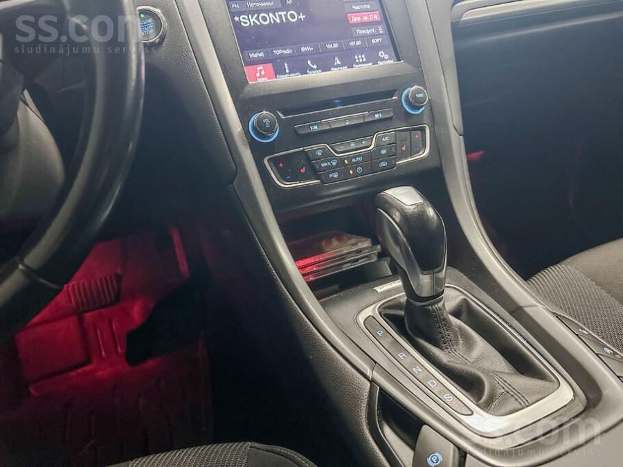 Brown Ford Mondeo 2018 in Riga, with an engine capacity of 1.50 L and mileage of 175 thousand km for 10700 €, photo 8 on AUTOMOTO.COM.LV