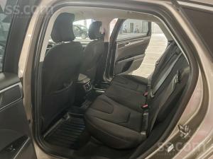 Brown Ford Mondeo 2018 in Riga, with an engine capacity of 1.50 L and mileage of 175 thousand km for 10700 €, photo 9 on AUTOMOTO.COM.LV