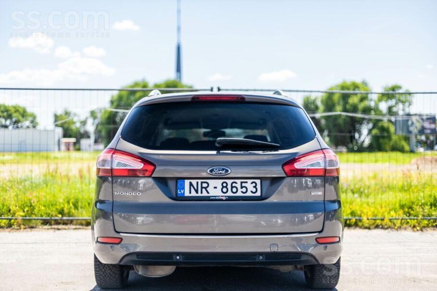 Brown Ford Mondeo 2011 in Riga, with an engine capacity of 2.00 L and mileage of 338 thousand km for 3390 €, photo 8 on AUTOMOTO.COM.LV
