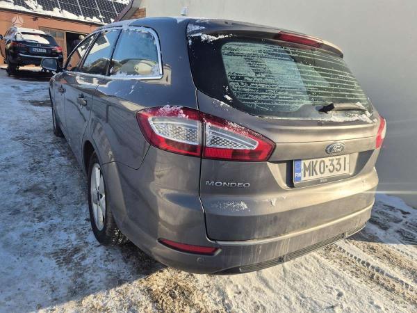 Brūns Ford Mondeo 2011 Pasvalys, ar dzinēja tilpumu 1.60 L un nobraukumu 269 tūkst. km par 700 €, foto 2 vietnē AUTOMOTO.COM.LV