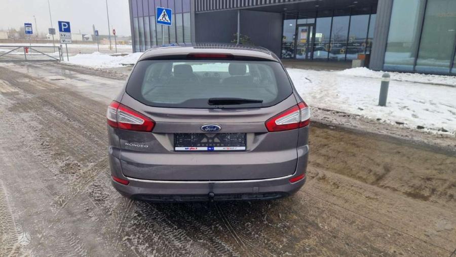 Brūns Ford Mondeo 2012 Šauļi, ar dzinēja tilpumu 2.00 L un nobraukumu 250 tūkst. km par 3700 €, foto 5 vietnē AUTOMOTO.COM.LV