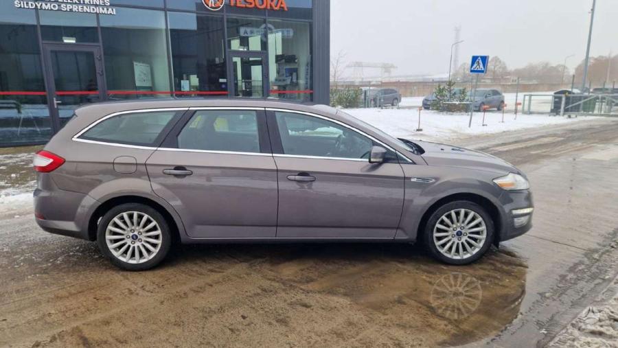 Brūns Ford Mondeo 2012 Šauļi, ar dzinēja tilpumu 2.00 L un nobraukumu 250 tūkst. km par 3700 €, foto 7 vietnē AUTOMOTO.COM.LV