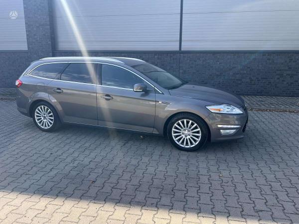 Ford Mondeo 2012 in Kaunas on AUTOMOTO.COM.LV Brown Ford Mondeo 2012 in Kaunas, with an engine capacity of 1.56 L and mileage of 237 thousand km for 4750 €, photo 8 on AUTOMOTO.COM.LV