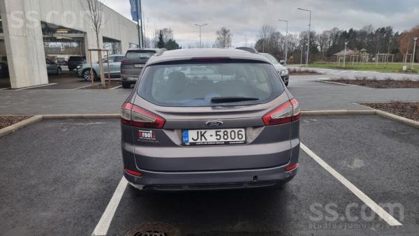 Brown Ford Mondeo 2013 in Riga, with an engine capacity of 2.00 L and mileage of 425 thousand km for 3000 €, photo 4 on AUTOMOTO.COM.LV