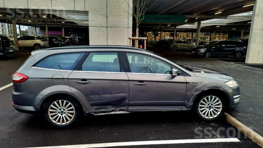 Brown Ford Mondeo 2013 in Riga, with an engine capacity of 2.00 L and mileage of 425 thousand km for 3000 €, photo 6 on AUTOMOTO.COM.LV